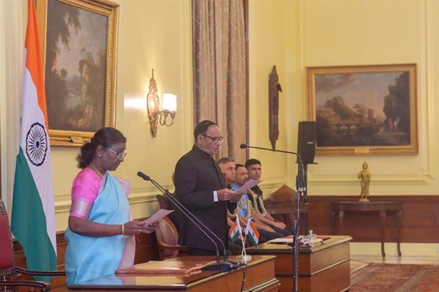 Hiralal Samaria took oath as Chief Information Commissioner - Sanskriti IAS